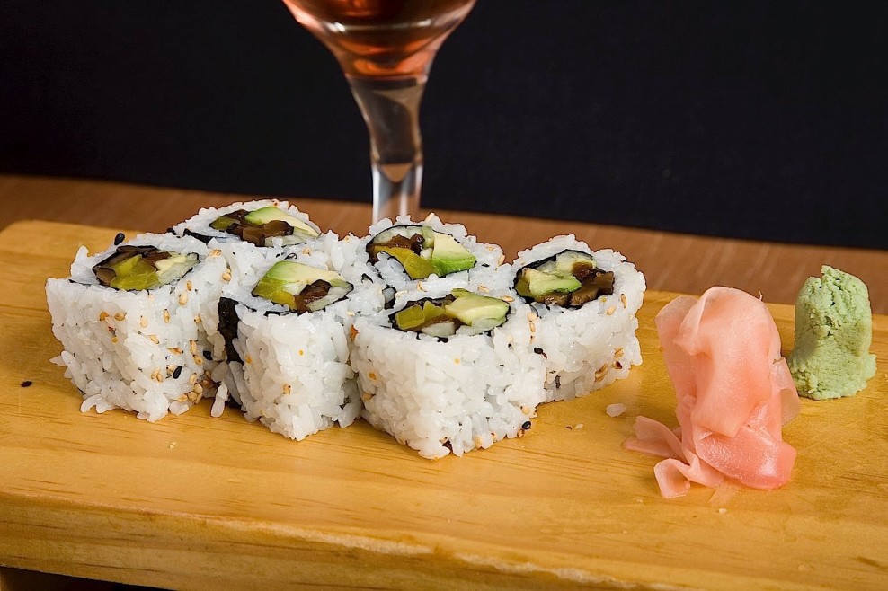 Mixed vegetable veggie lover’s roll | TL's Four Seasons Chinese ...